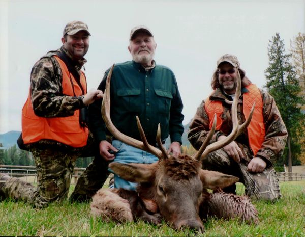 NorthEastern WA Elk Hunt– Established Outfitters